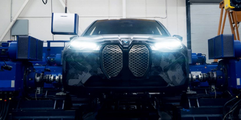BMW iX with new dual-chemistry battery achieves 608 mile range - ArenaEV
