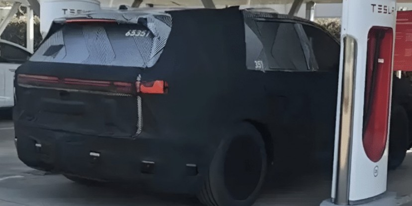 Nio's upcoming Onvo L80 SUV spied on the streets - ArenaEV
